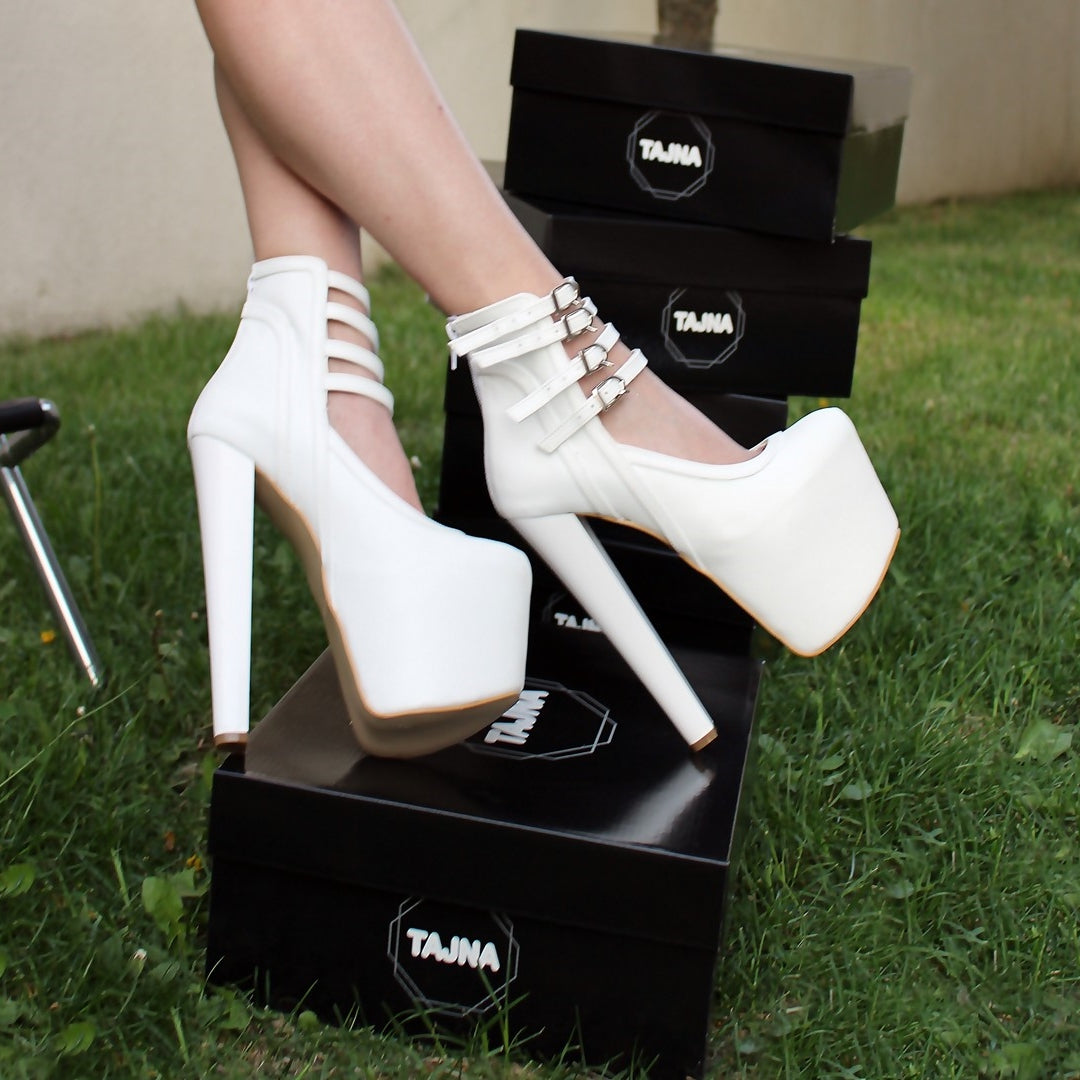 White Belted 19 cm High Heel Platform Booties | Tajna Club